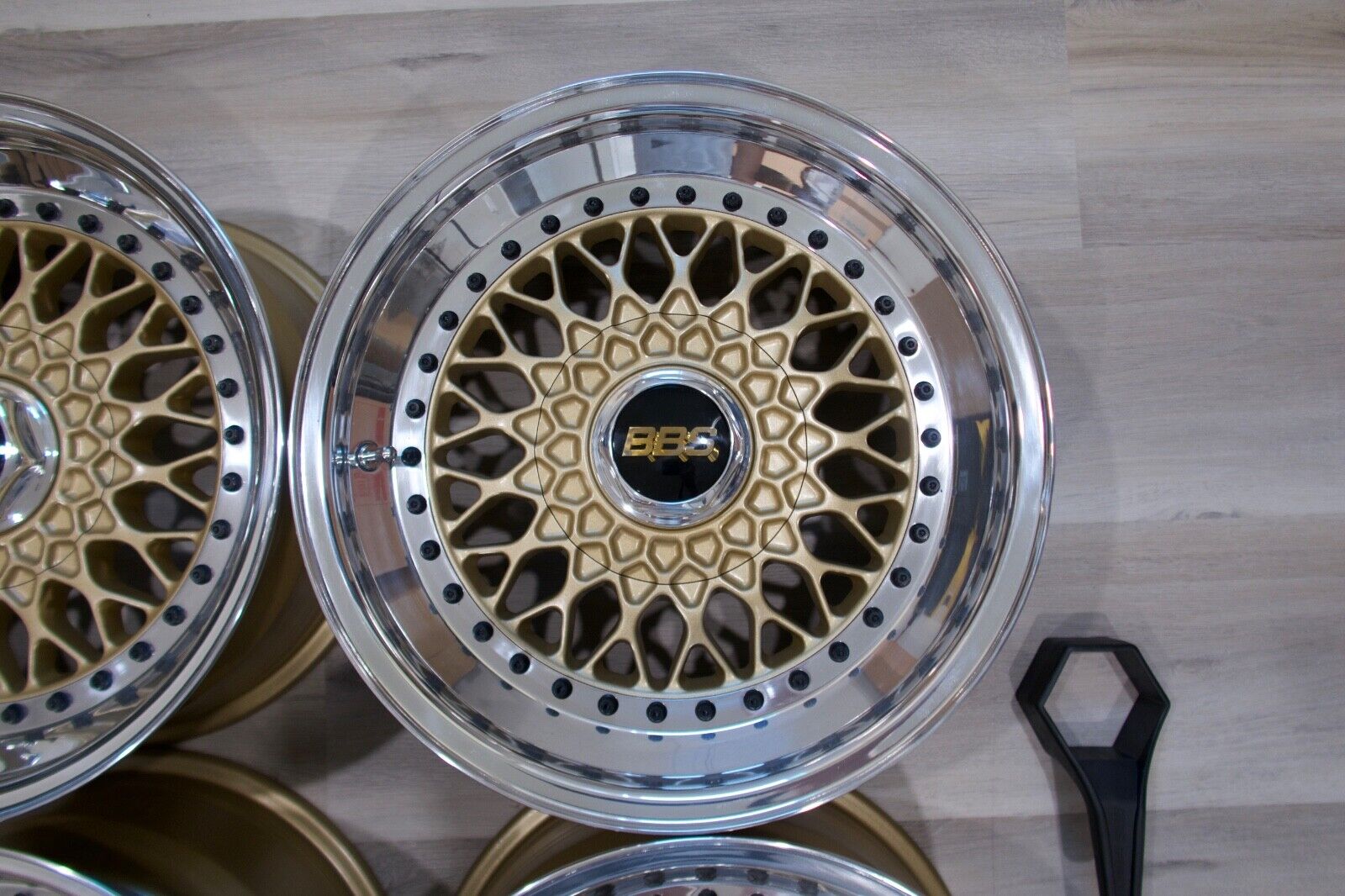 BBS RS 021 16x8 ET11 powdercoated faces and barrels with polished lip ...