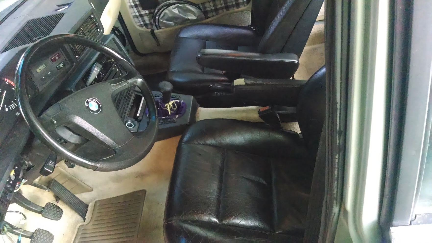 E34 Heated seats Pictures and wiring - MyE28.com